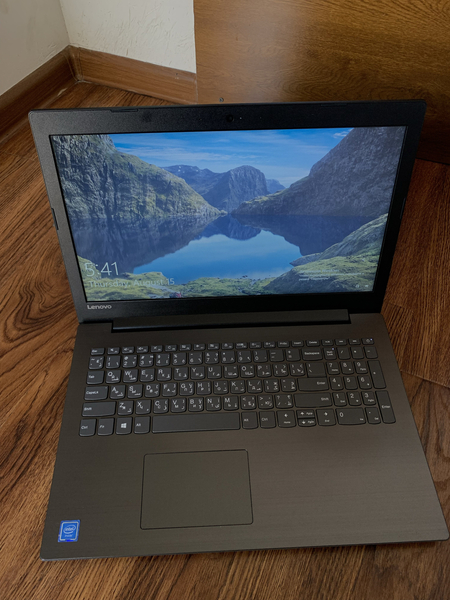 Lenovo srochni sotilvoti