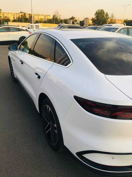 Orien leasingda vikupga BYD Han Elektro 610 km oling