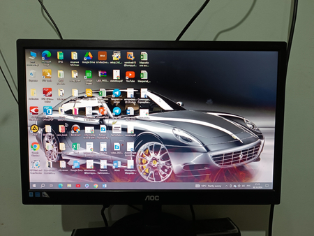 AOC LED monitor sotiladi