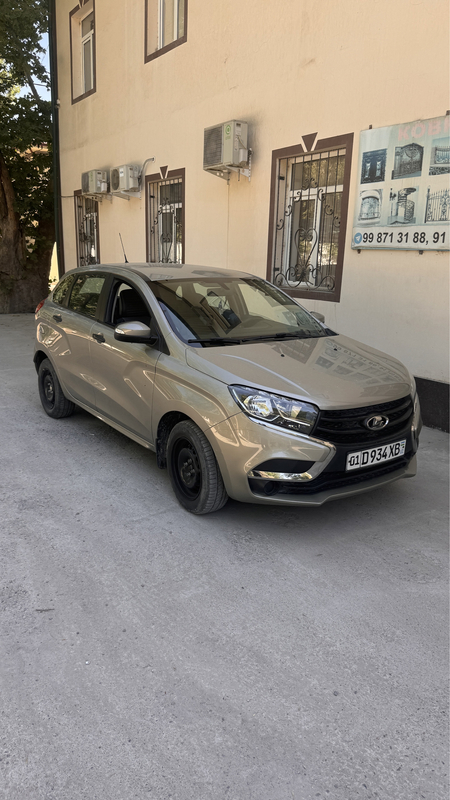 Lada Xray MT Standart 2019