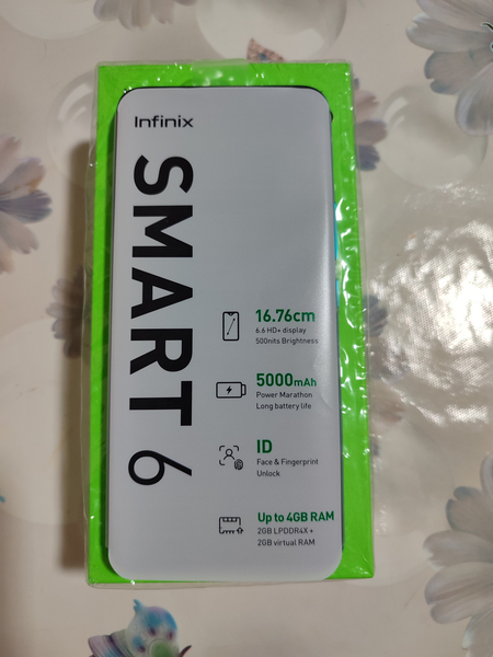 Телефон Infinix  SMART 6