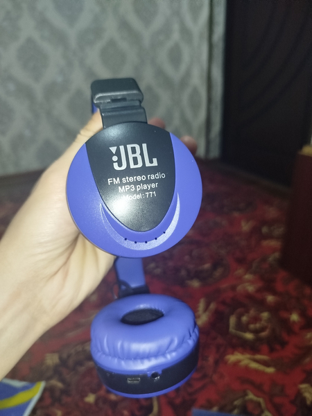 Naushnik sotiladi Xolati ideal hali 1 kunam ishlatilinmagan aybi yoq