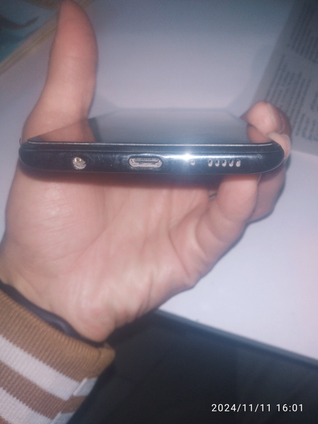 Galaxy 50 smartfoni