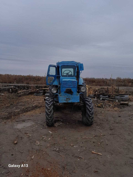 Ди 40тирактир сотилади