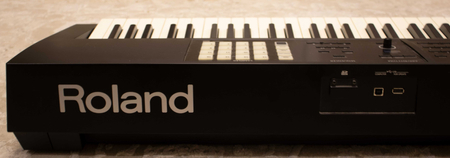Roland FA-08 Синтезатор (Workstation keyboard)