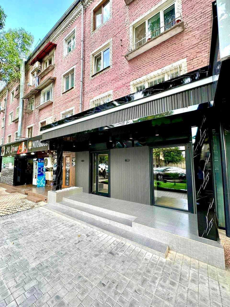 Продается Евро офис Ор-р: Ракат Махалля Московская пицца  90м2