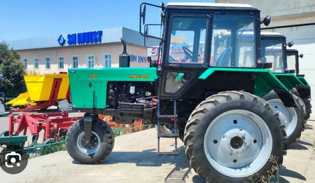 Traktor Belarus 80X