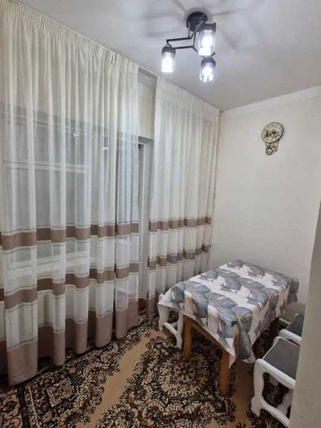 Сдаётся квартира Мирзо-улугбек Ахмад югнакий 3-конатная 350$