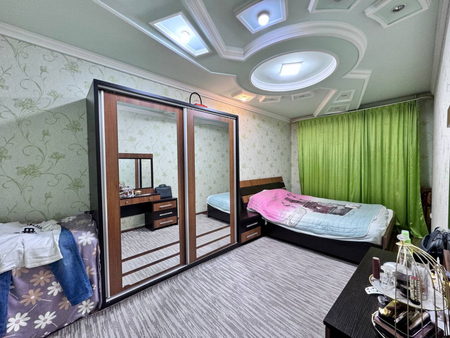 Срочно продаётся квартира 3/1/4 метро Тинчлик 100 метров