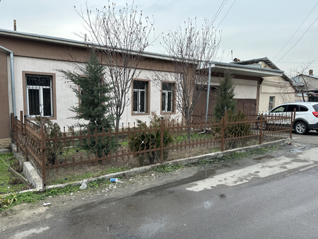 Продается земля под строительство, фасад 17 метров