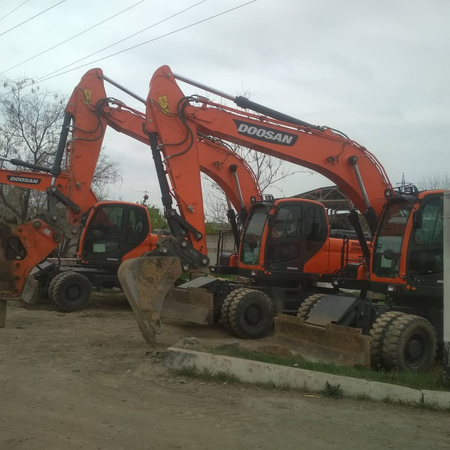 Ekskavator xizmati 210e 190.e 140 mini 60 55