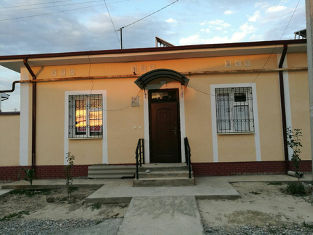 2 sotixlik kotej sotiladi