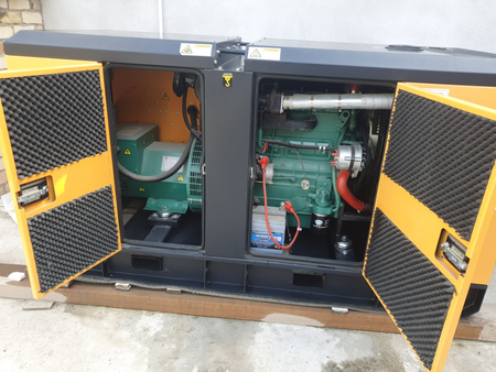 Генератор 30 KW sotiladi