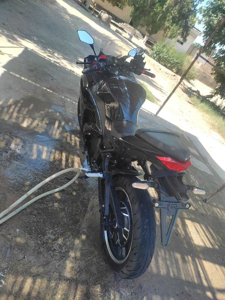 YAMAHA R3 Replica