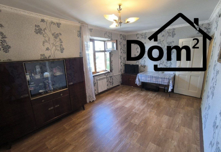 Продаётся квартира 1в2/2/4 Кирпичка. Яшнабад. Дубовая.