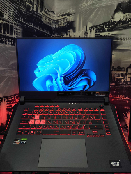 Asus ROG Strix G14 (G513IE-HN065)