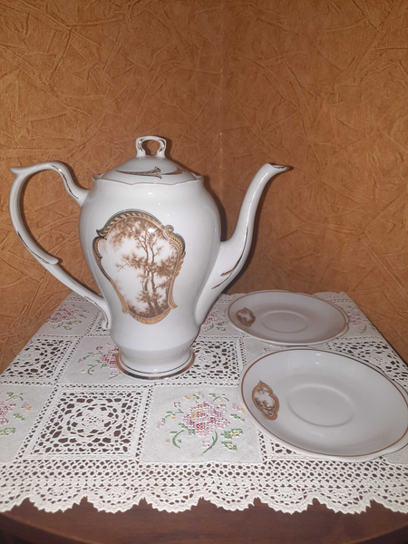 Красивый, изящный, фарфоровый чайник-кофейник,  Барановский ФЗ