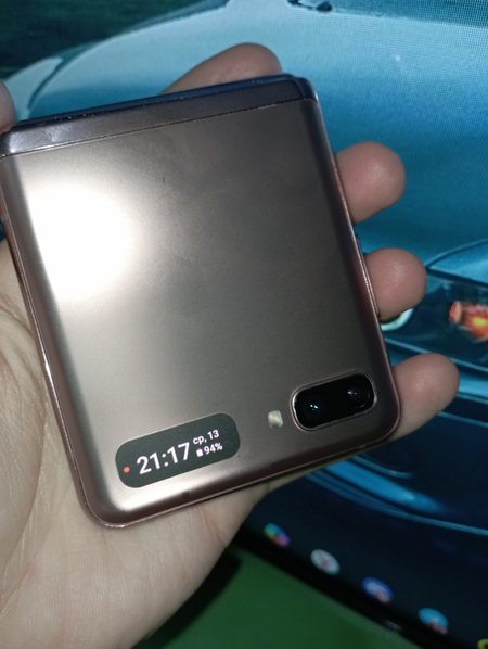 Samsung Galaxy zFlip 2 5G 8/256 идеал