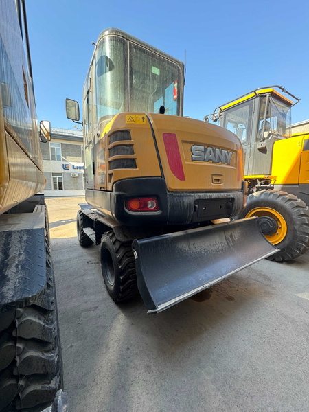 SANY Ekskavator 0.21 m³ bazada mavjud!