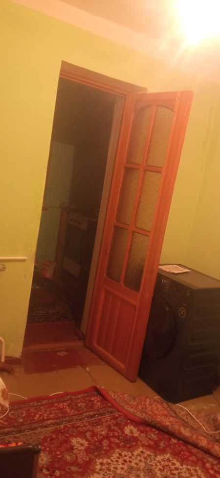 Қибрай сентрда 1 хоналик квартира сотилади