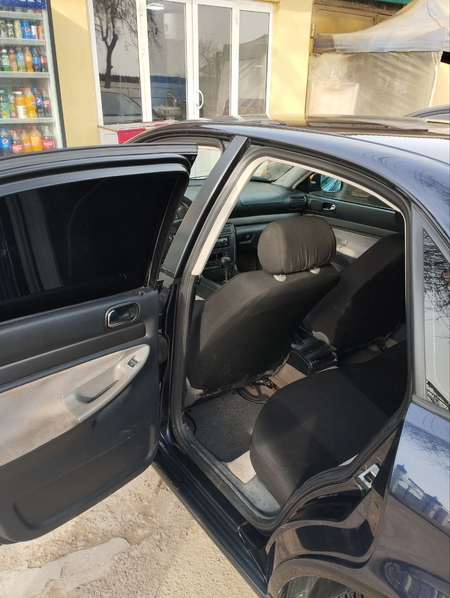 Audi  A4 1997-yil