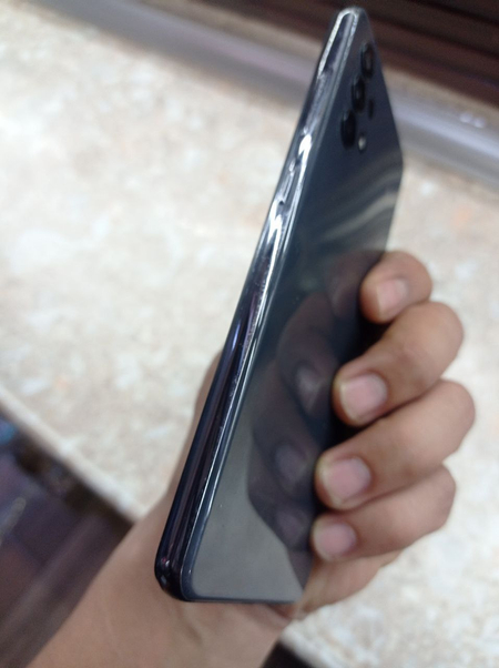 Samsung Galaxy A32  64gb.  Android 13. Xolati ideal,