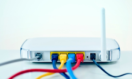 Kamera ustanofka
камера установка
Pajarniy dachik 
пажани дачи
Wifi us