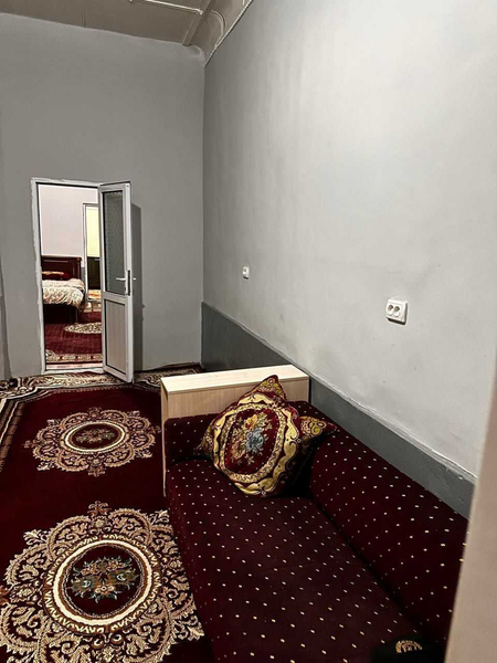 Uchtepa tumani istroxat kochada 2 xonali uchaska xolisi yoq 350$