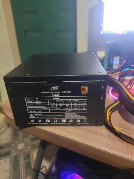 Продам блок питания Deepcool DA600 600W
