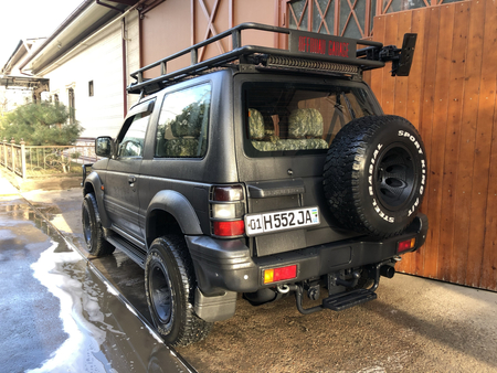 Mitsubishi pajero 2