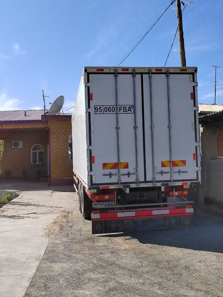Chacman L3000 6x4 9 motr furgon 2023. Gaz ornatilgan