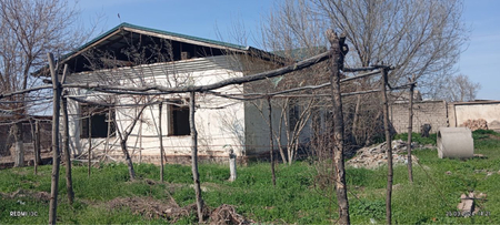 Ховли сотилади