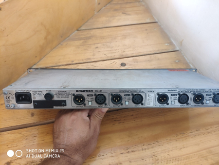 Drawmer DL 441  4 каналов