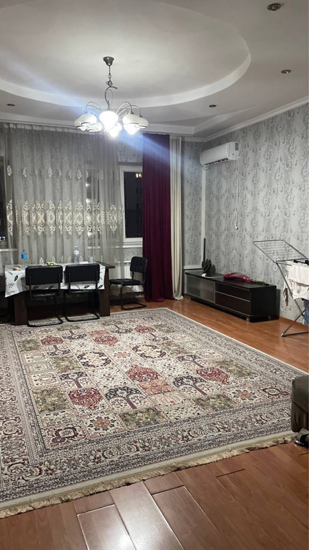 Сдается кыартира на метро максим горькго порядочным
