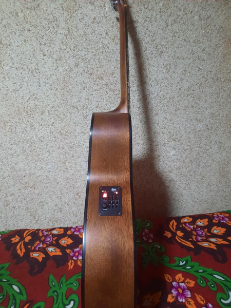 Cort CE 304 T Gitara