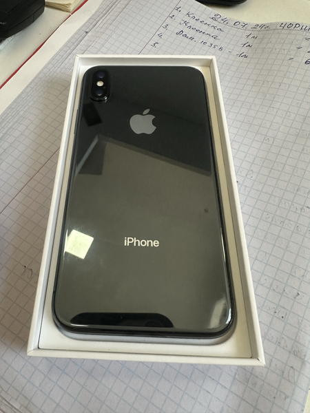 IIphone x 128 mb