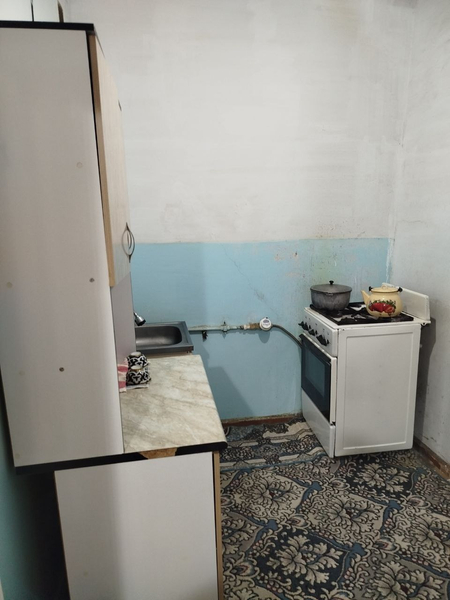 Продаю Квартиру Яшнабадский р-он Авиасозлар-4. 1-ком 4-этаж 4-этажном