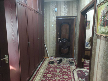 Сдаётся в аренду 4-комнатная квартира (двойной зал) от собственника