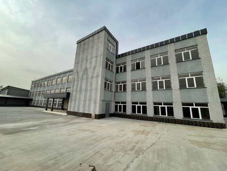 Продаётся офис 3750м2 Сампи / пиво завод