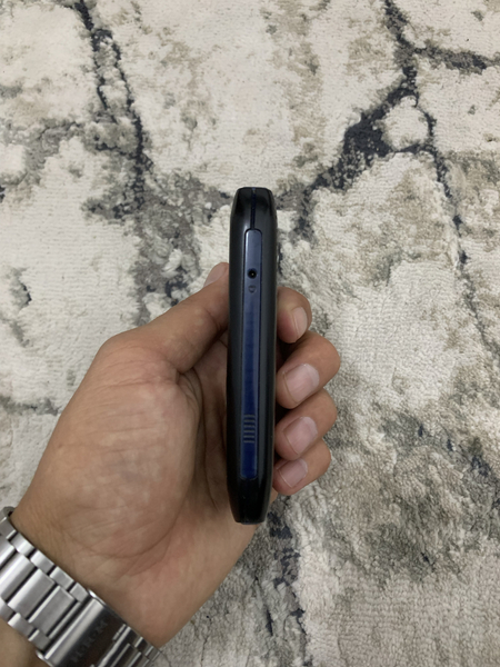 Sony Ericsson edial srochniy sotiladi
