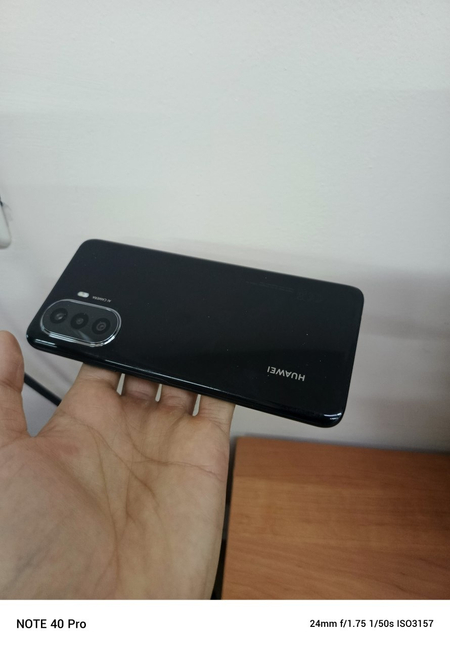 Huawei Y 70 4/64 Grantiya bor