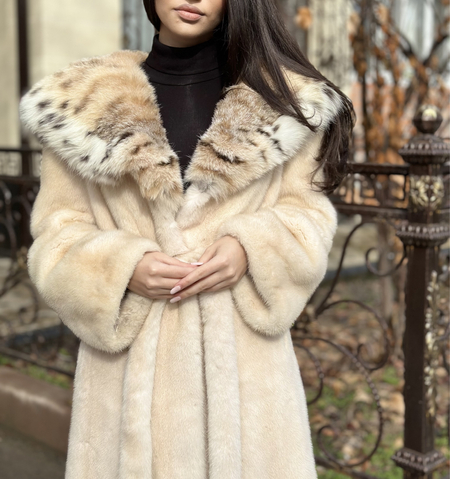Шуба норка, капюшон рысь