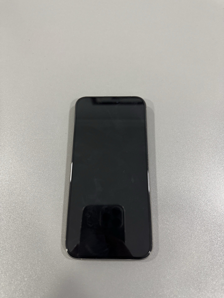 Iphone 15 pro max 256 gb naturalniy titan xolati idyal karobka bor