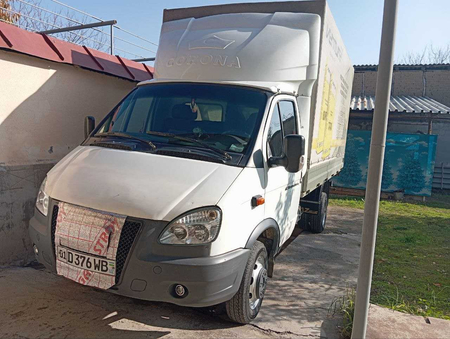 Газел С грузчикими