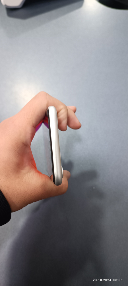 iPhone Xr Sotiladi