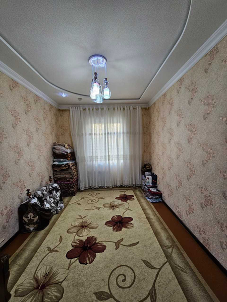 4 xonali 130m² 1-qavat uy sotiladi