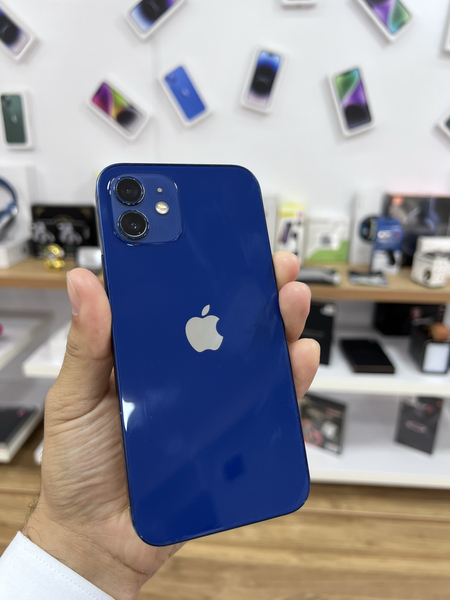 iPhone 12