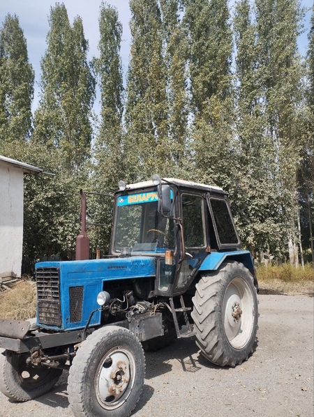 mtz80 traktori sotiladi