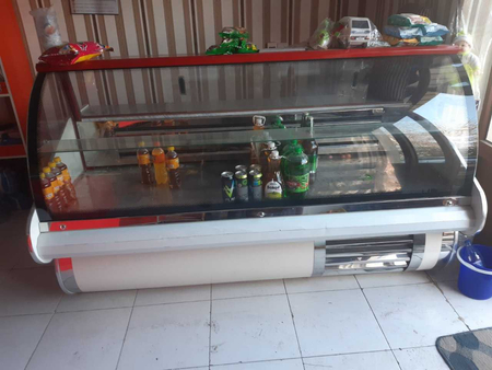 Sovutgich sotiladi yaxshi, soz holatda, uzunligi 2 metr