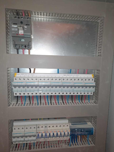 Elektrik hizmati qoldankeganicha sifatli